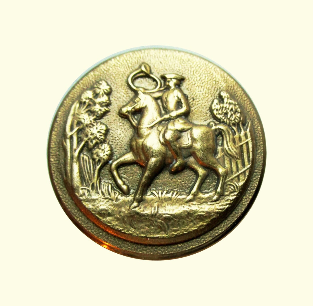 Horn Sounding Cavalier Button, Old Hunting Button, 25 Mm in Gilded ...