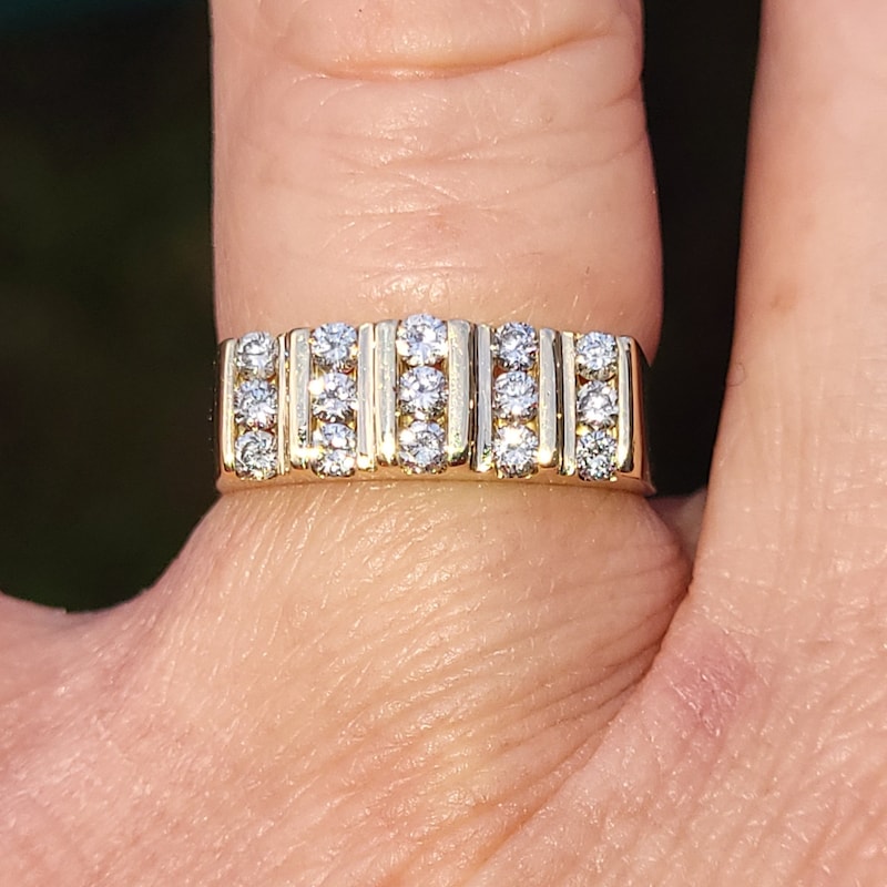 Bar Channel Ring - Etsy