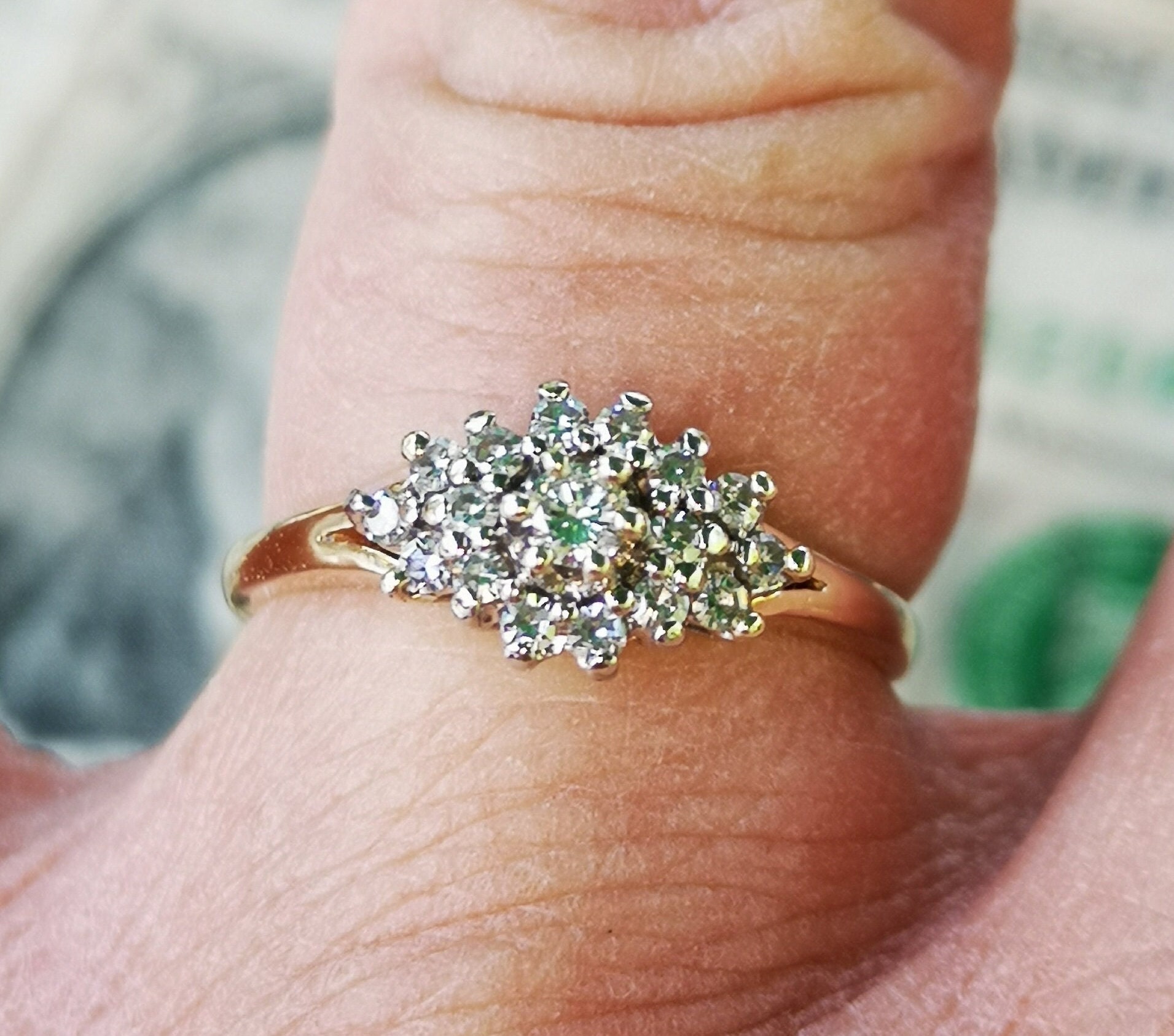 Stunning Looking Estate Vintage Classic 1980s 14k Yellow Stunning Looking Estate Vintage Classic 1980s 14k Yellow