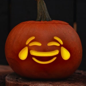 Emoji PRINTABLE Pumpkin Carving Stencil Set - Cute Faces Jack-o-lantern ...