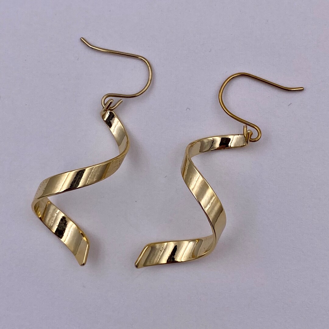 Vintage Golden Squiggle Earrings, for Pierced Ears, Gold Tone Ribbon ...