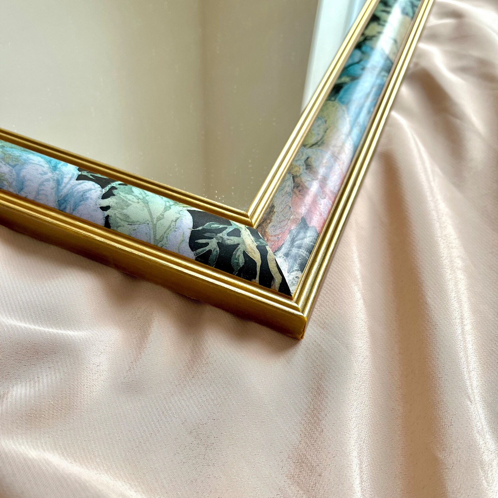 Original Vintage 80s Wooden French Floral Portrait Wall Mirror ...