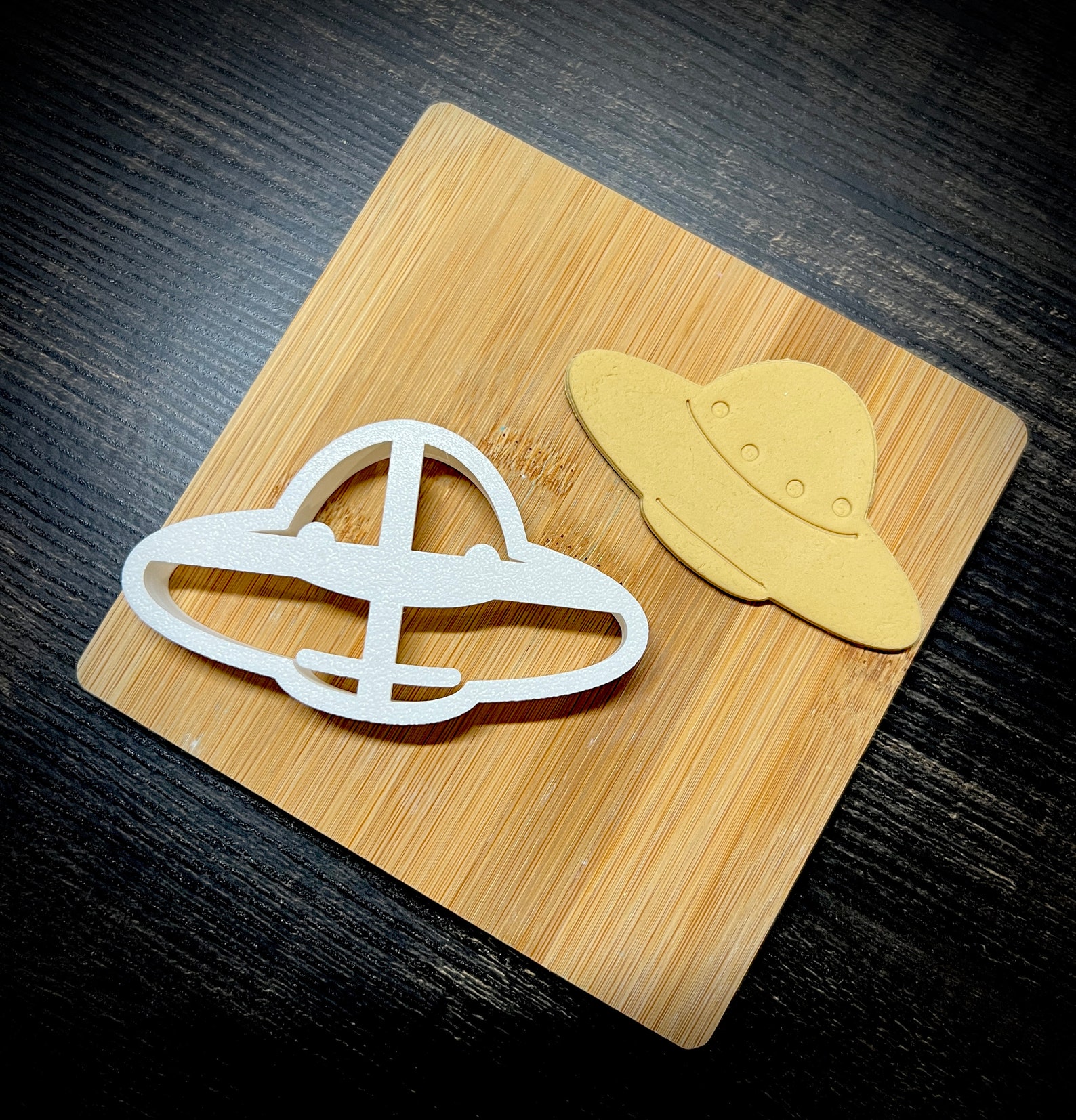 SPACESHIP COOKIE CUTTER / Fondant Cutter - Etsy