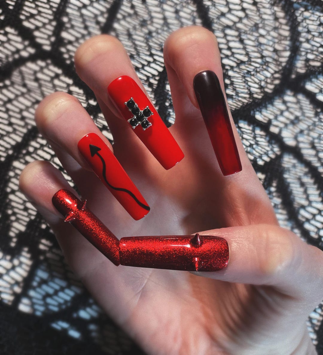 Speak of the Devil Reusable Luxury Gel Press-on Nails, Jelly Nails, Red ...