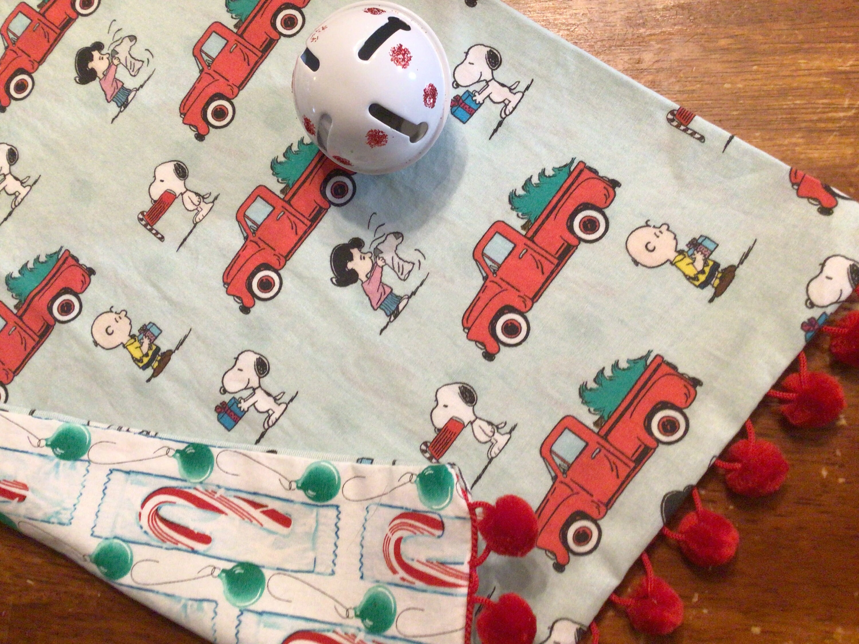 Peanuts Gang Christmas Table Runner: Snoopy & Charlie Brown Decor - Etsy