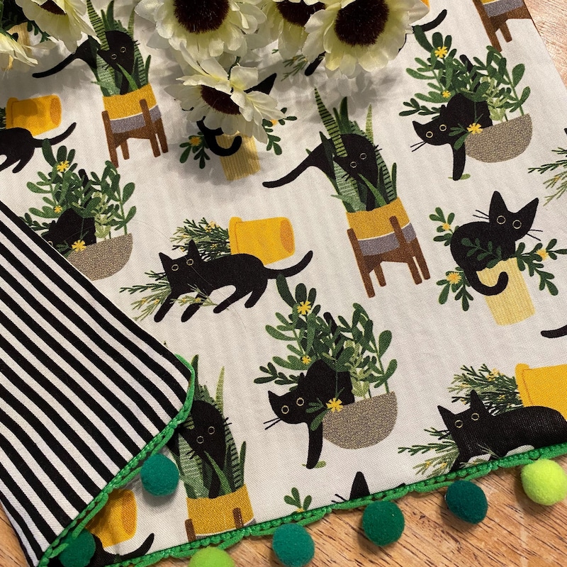 Spring Table Runner - Etsy