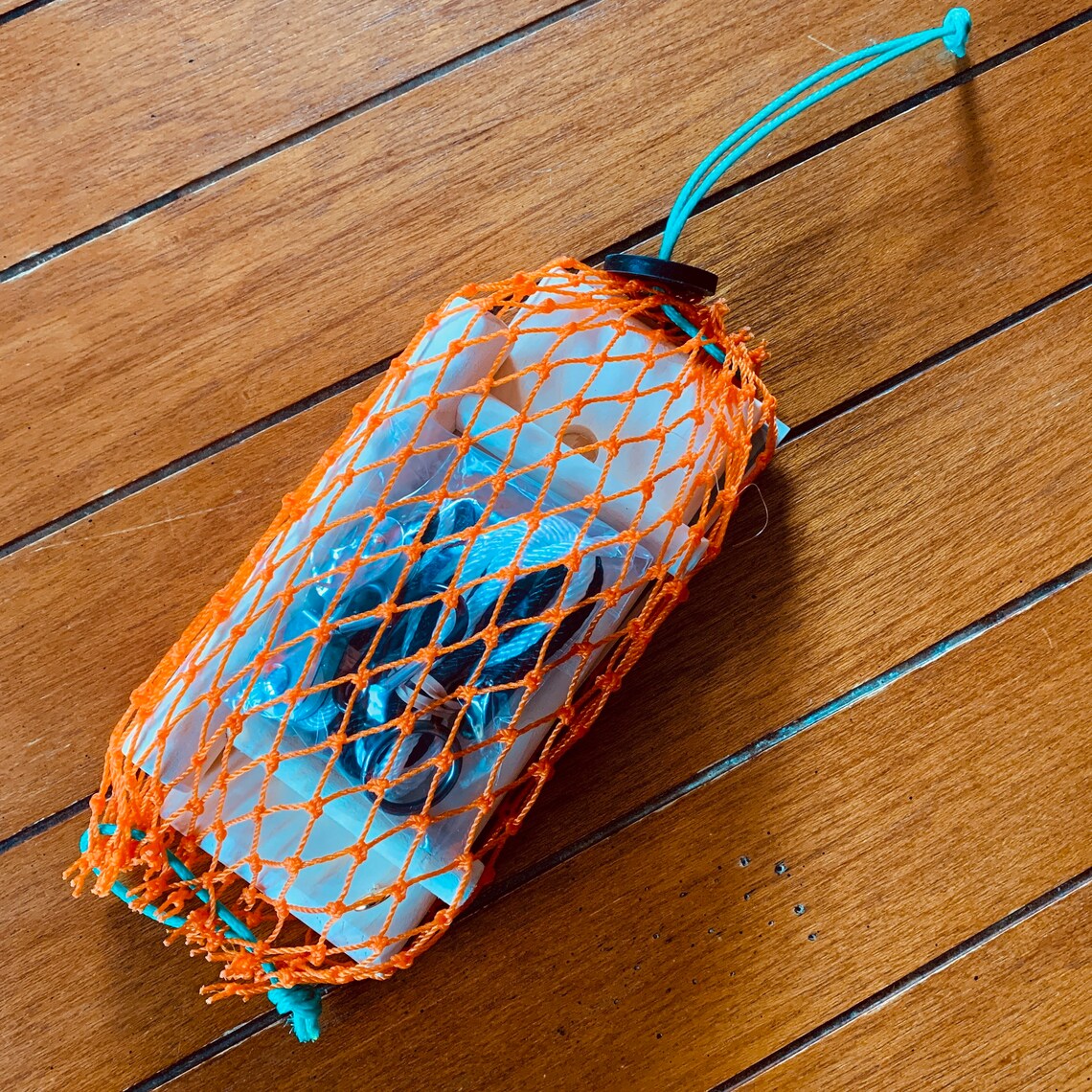 Knot Tying Kit: Learn to Tie Knots, Bends, and Hitches. Fun for Kids ...