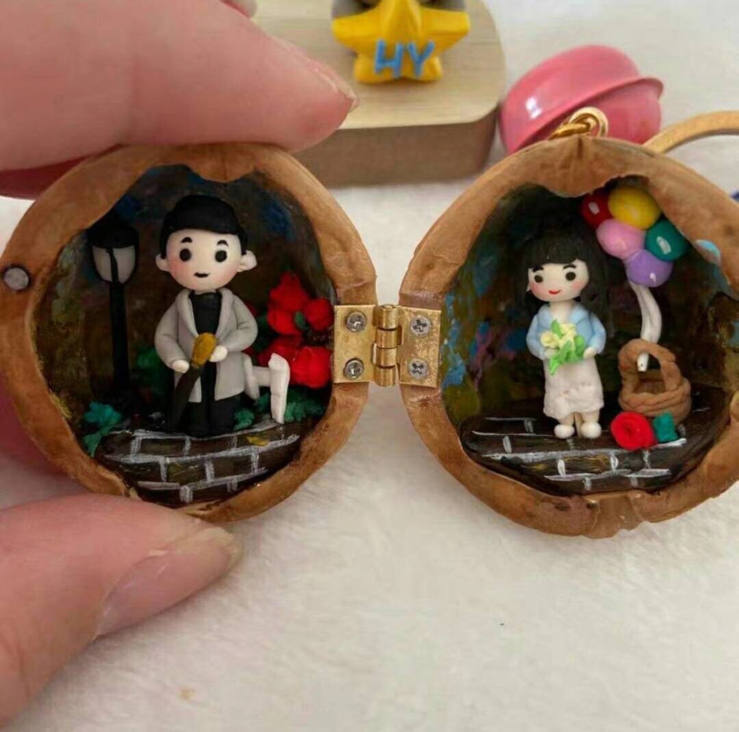 Handmade Walnut Shell House,miniature House ,walnut Shell Craft ,unique ...