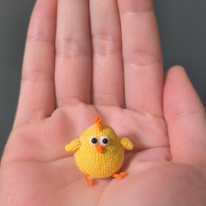 Crochet Art, Crochet Mini Yellow Chicken, Micro Crochet Animals, Micro ...