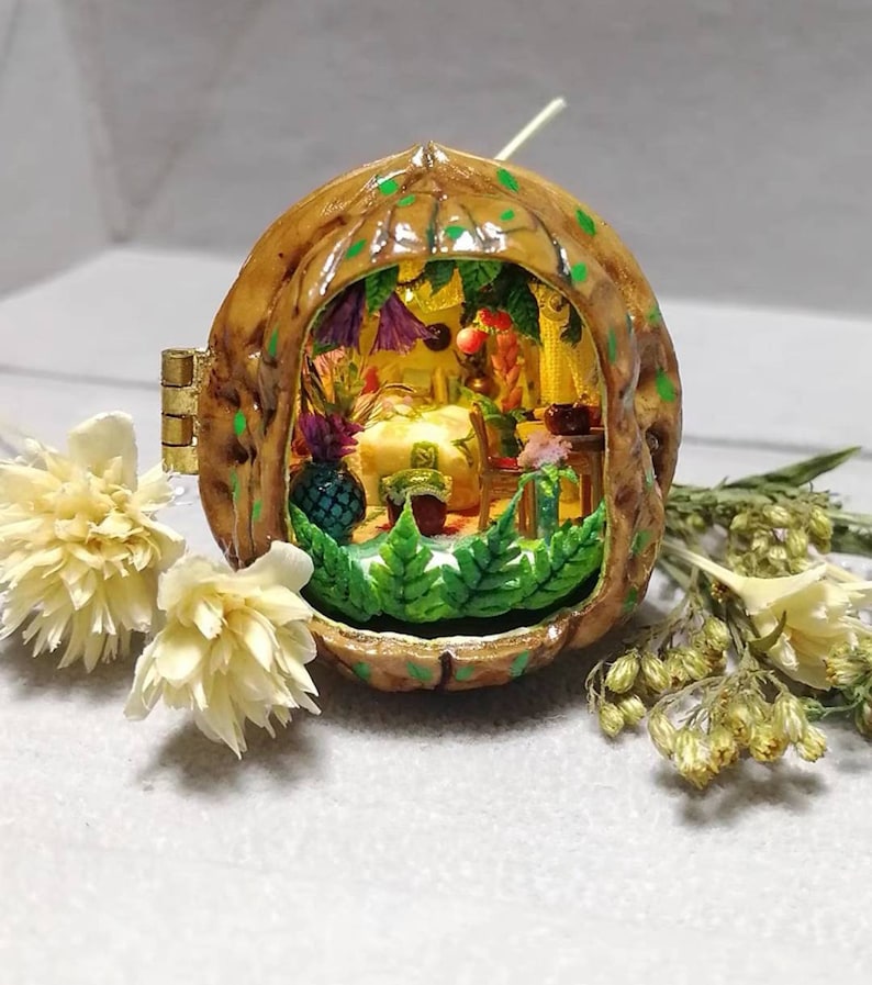 Walnut Shell Doll Houseminiaturedollhouse Miniaturegift for - Etsy