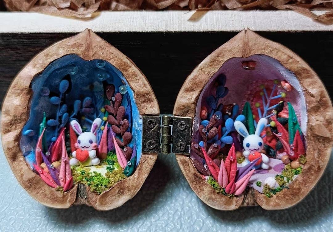 Walnut Shell Doll House,miniature Rabbit ,dollhouse Miniature,gift for ...