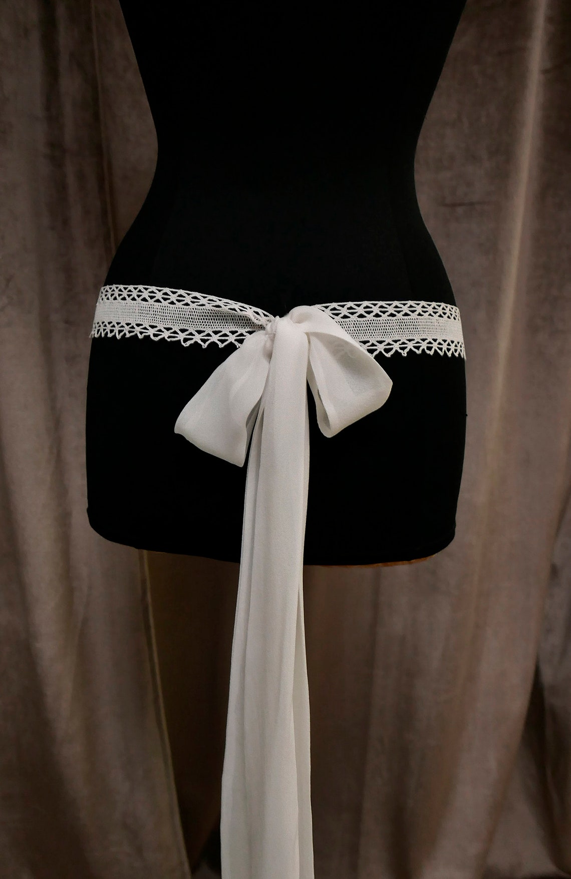 Lace Belt and Silk Ribbons, Bridal Accessory to Tie - Etsy