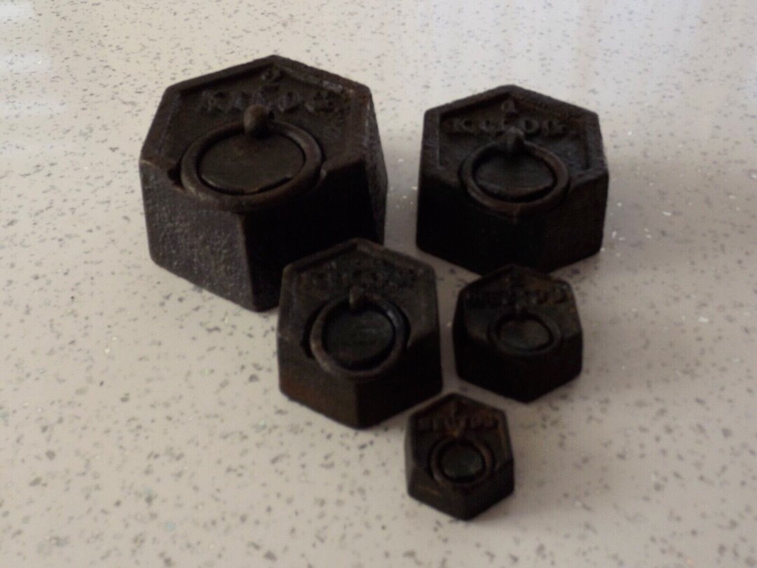 Set 5 French Antique Hexagonal Cast Iron Graduating Handled Scale ...