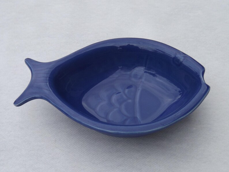 Vintage Royal Blue Ceramic Fish Dishes: Coastal Home Decor, Set of 6 - Etsy