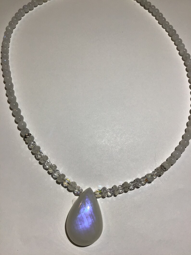 LUNE arc-en-ciel Pierre de Lune miroitante, ras du cou, rondelles et ...