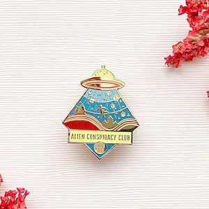 Alien Conspiracy Club Enamel Pin - Etsy