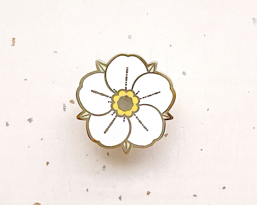 Mini Strawberry Blossom Floral Enamel Pin - Etsy