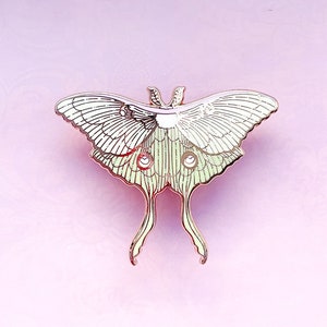 Luna Moth Enamel Pin - Etsy