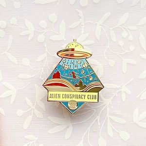 Alien Conspiracy Club Enamel Pin - Etsy