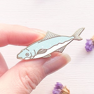 Alarmed Fish Enamel Pin - Etsy