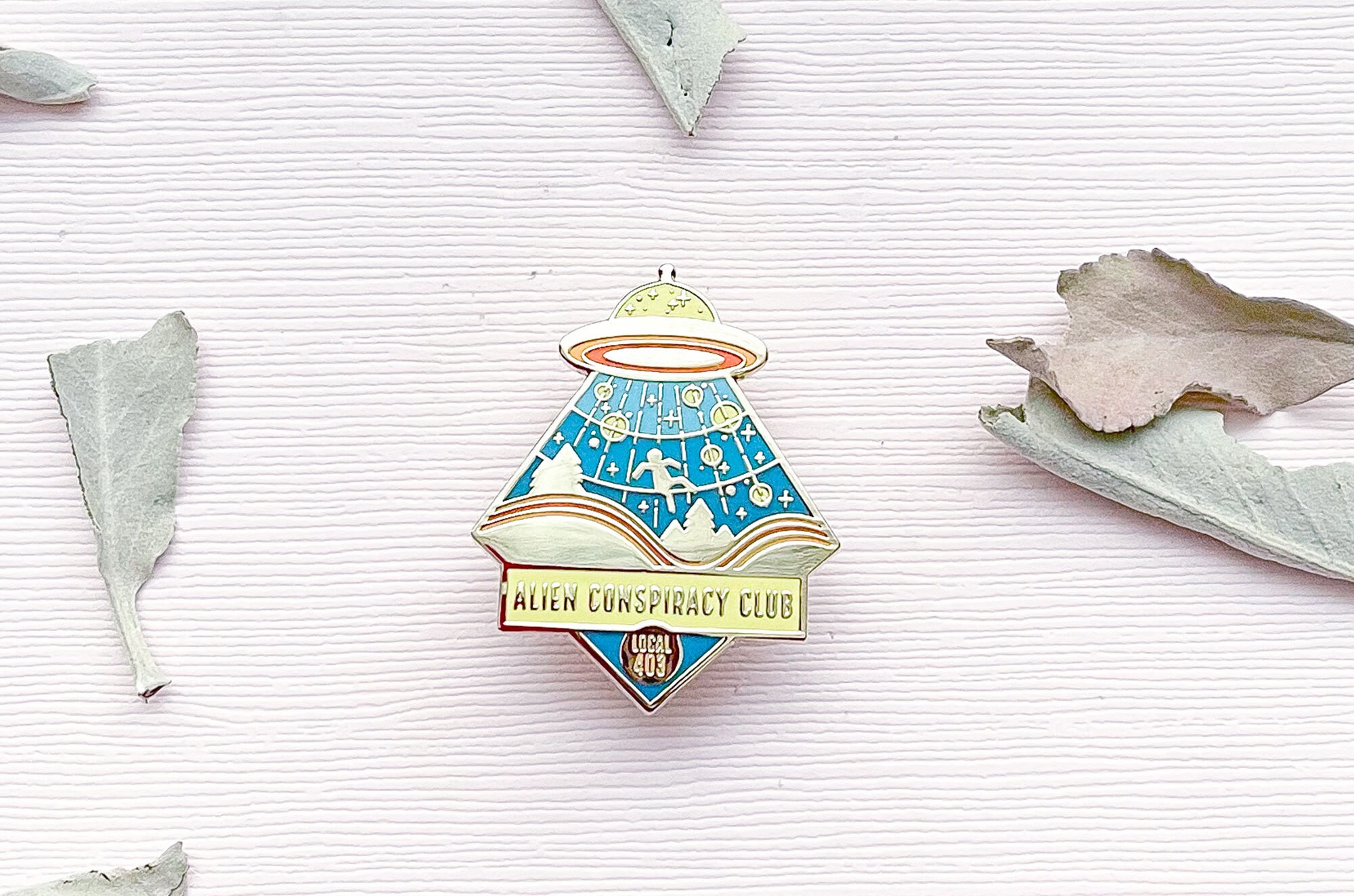 Alien Conspiracy Club Enamel Pin - Etsy