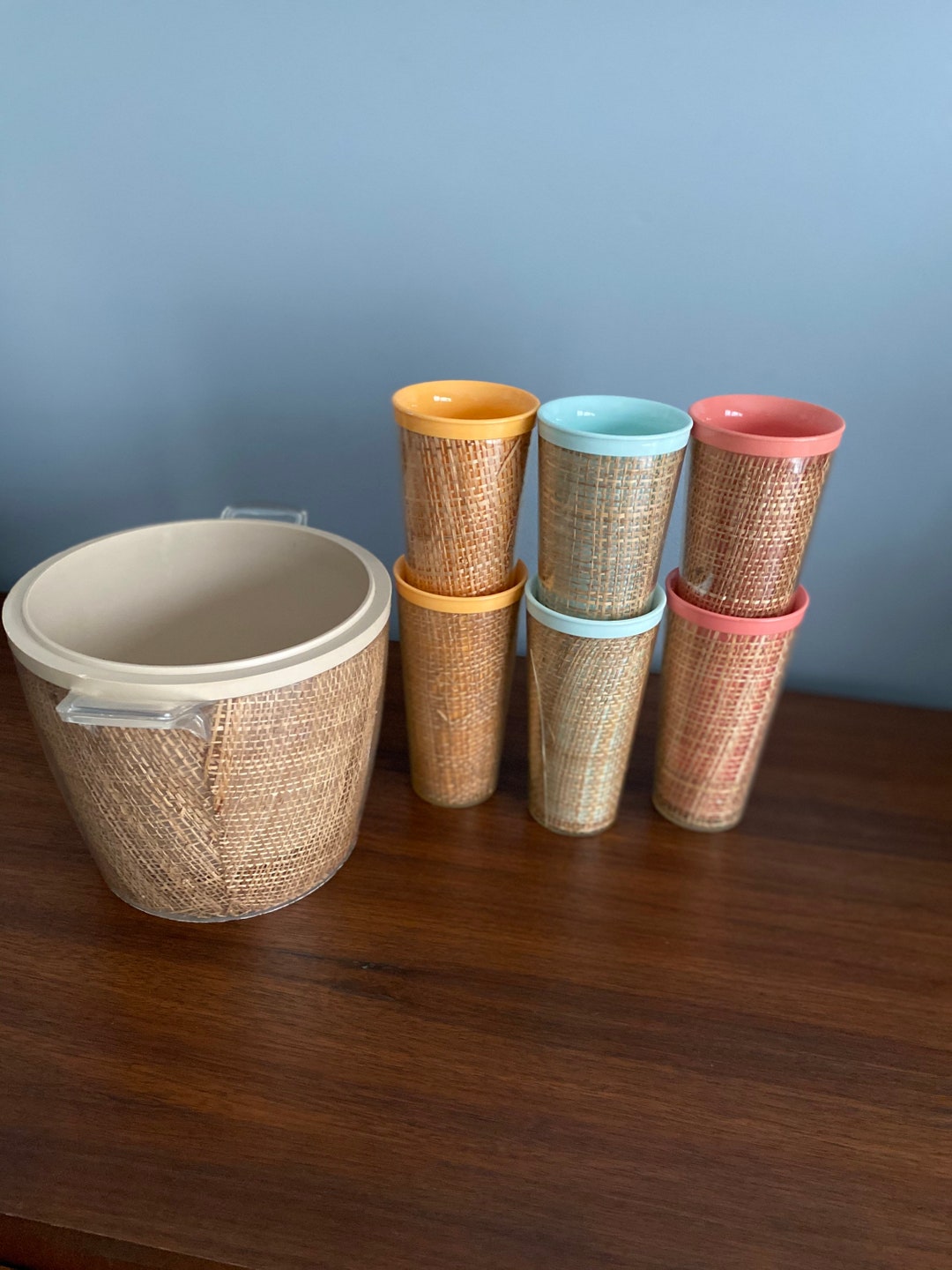 Vintage Raffia Ware Beverage Set ~ Ice Bucket and Six (6) Tumblers - Etsy