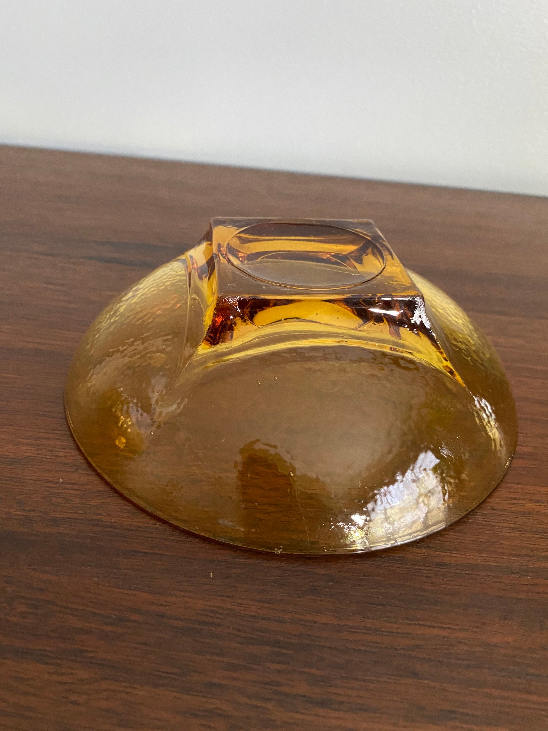 Vintage Pedestal Amber Glass Bow Set of 4 - Etsy