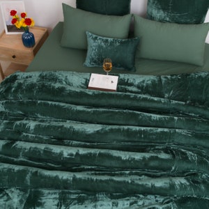 6 Pc Forrest Green Velvet Duvet Cover Set, Luxury Velvet Bedding With ...