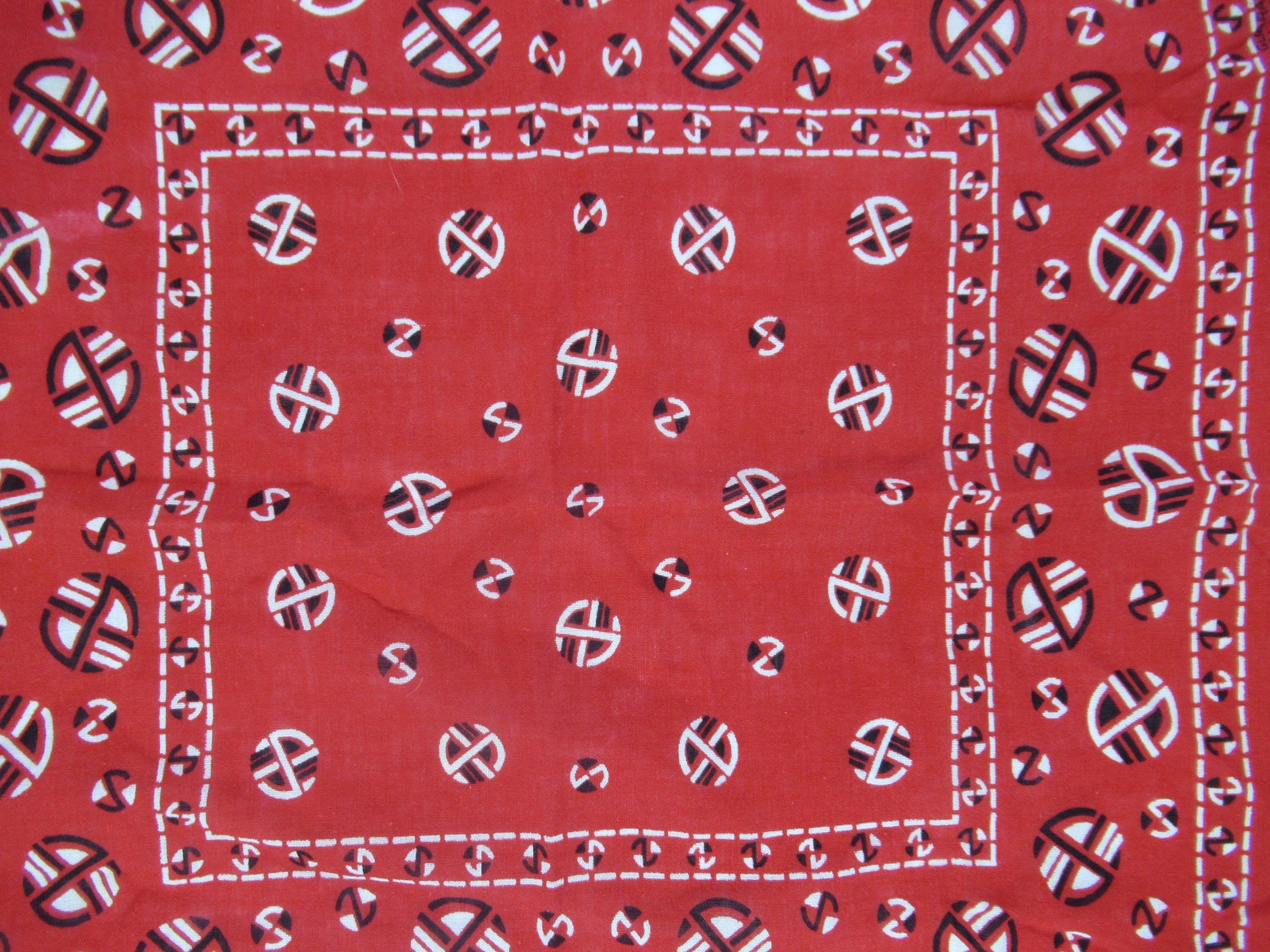 Vintage Fast Color All Cotton Red Bandana, Circle Geometric Pattern - Etsy
