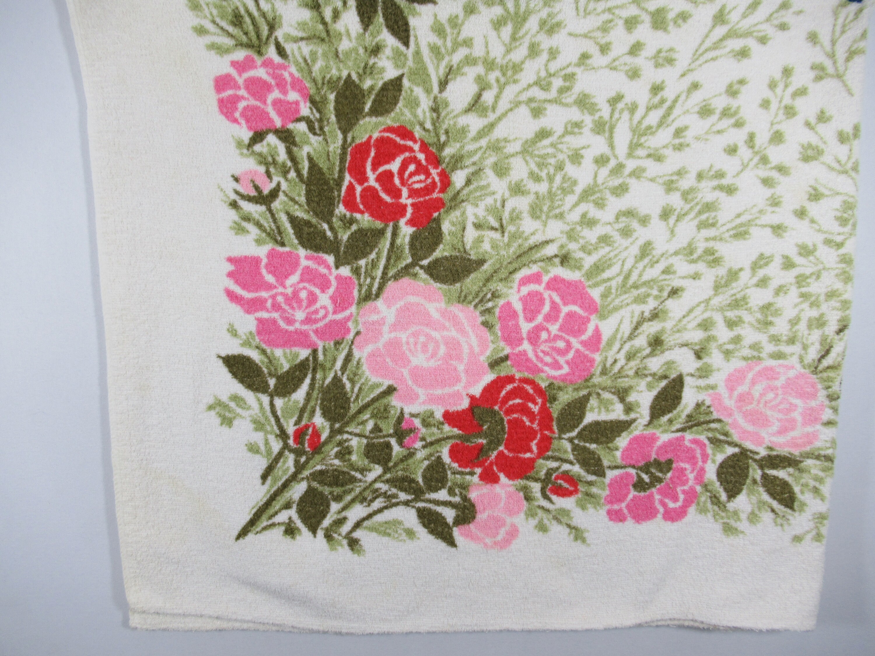 Vintage California Hand Prints Terrycloth Roses Square Tablecloth ...