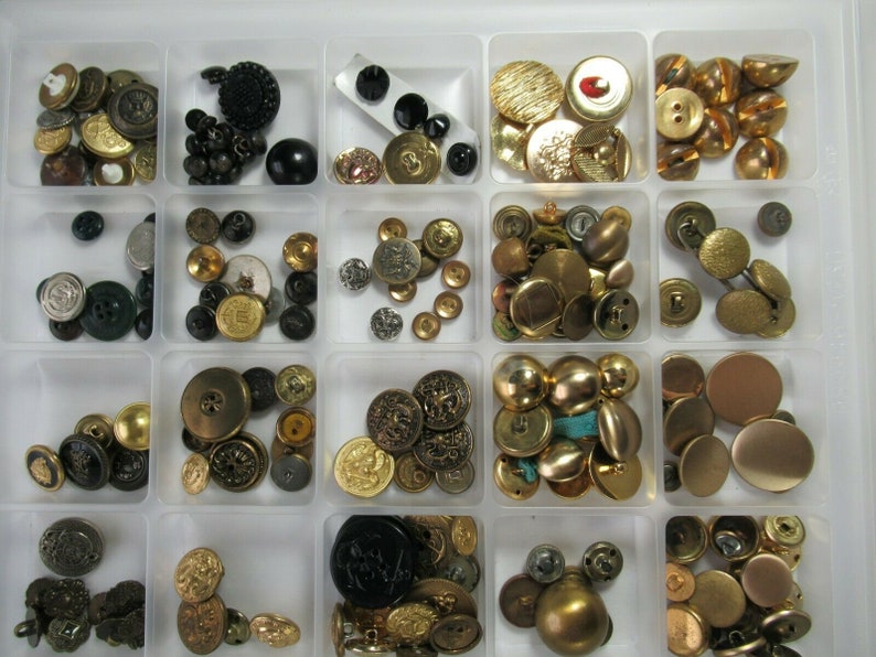 1800 Vintage Buttons Mixed Lot Plastic Shell Metal Glass | Etsy
