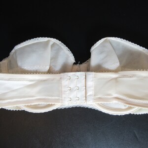Vintage 80s Maidenform Pretty Shapley Lined Lace Strapless Bra, 34C ...