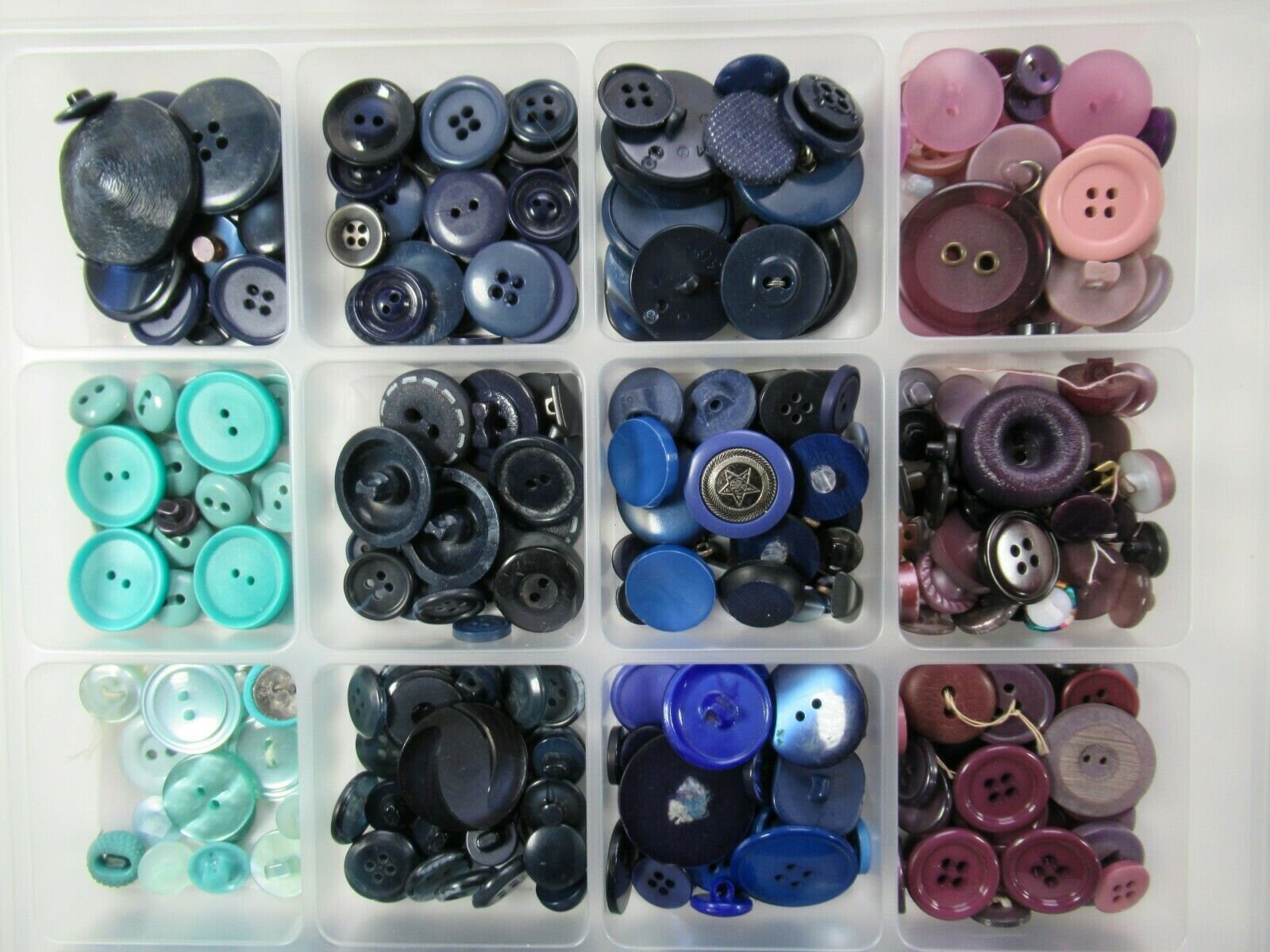 1800 Vintage Buttons, Mixed Lot, Plastic, Shell, Metal, Glass, Sewing ...