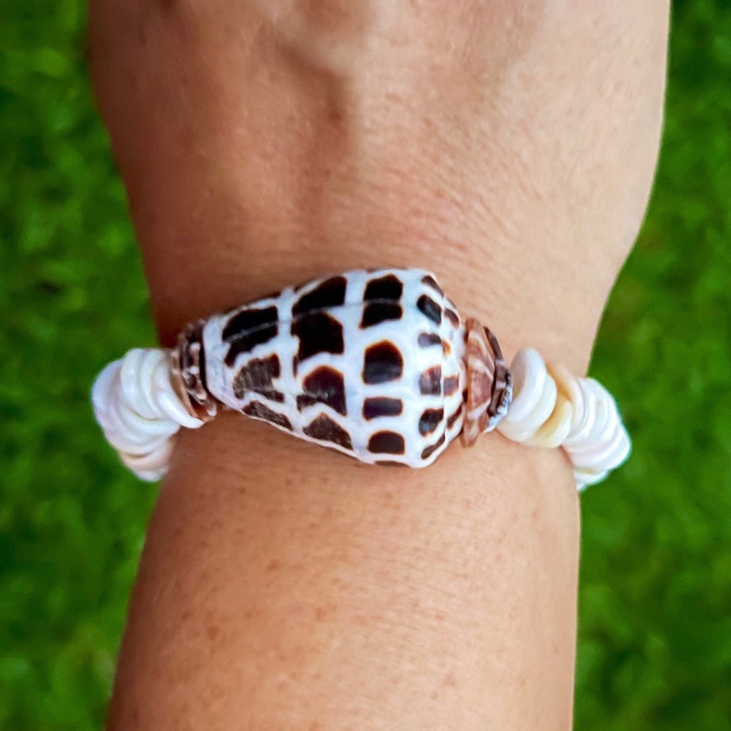 Niihau Shell Necklace - Etsy