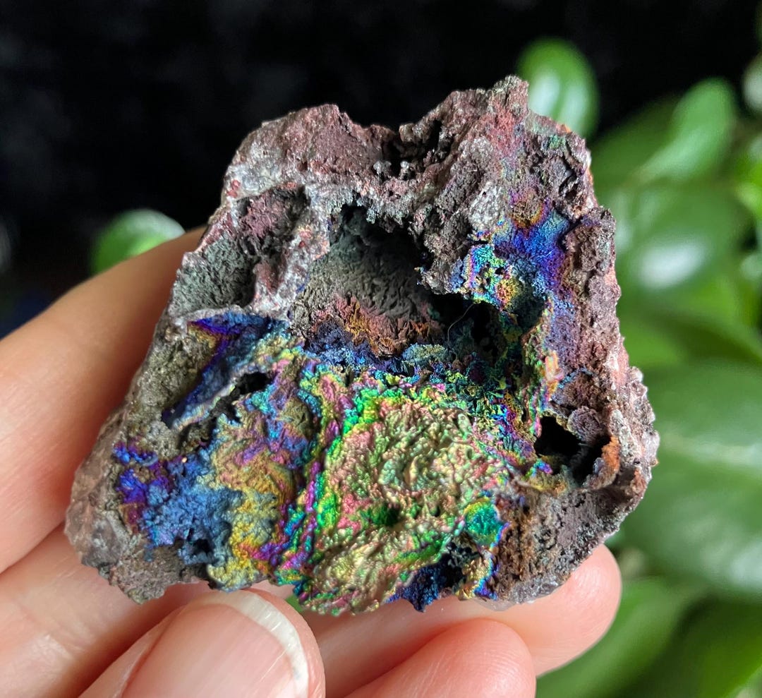 New Find: Iridescent Goethite | Quartz Association | Spain - Etsy