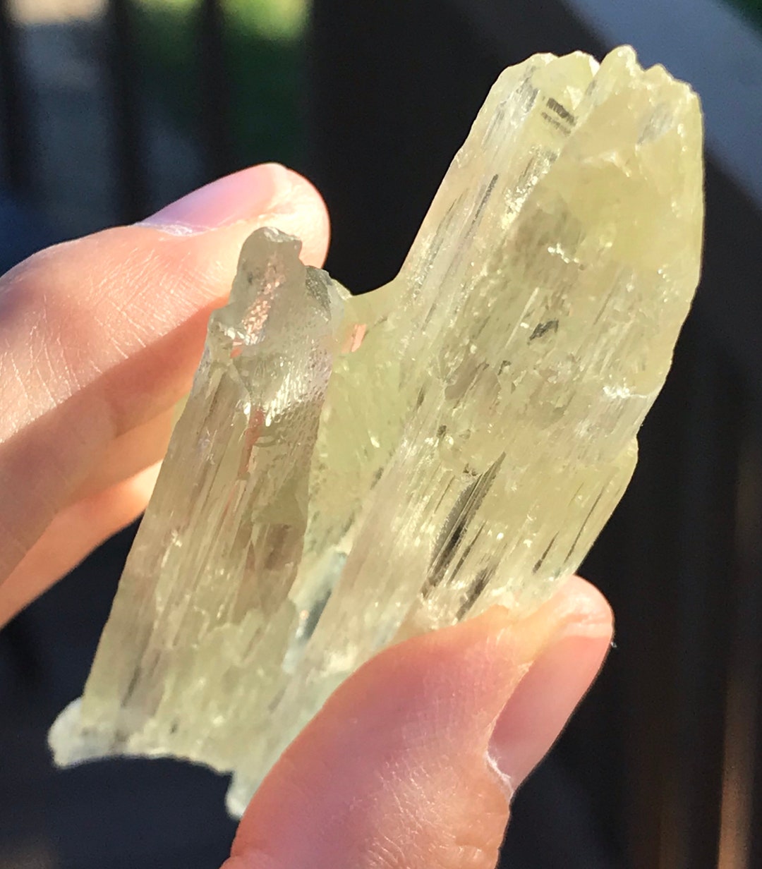 Fully Etched Yellow Kunzite Floater Crystal | Pakistan - Etsy