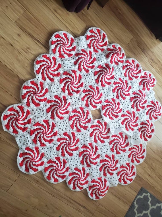 Peppermint Swirl Tree Skirt - Etsy