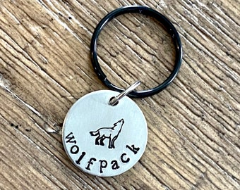 Wolfpack Howling Wolf Keychain | Etsy