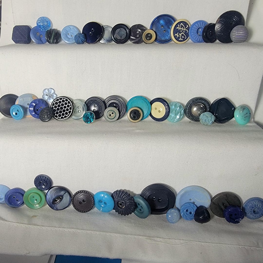 Unique Vintage Button Collection - Etsy