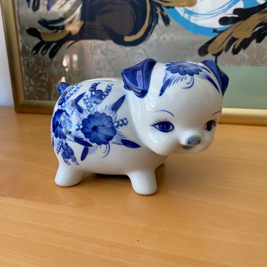 Kitsch Vintage Pig Money Box Blue Delft Floral Design Retro Piggy Bank ...