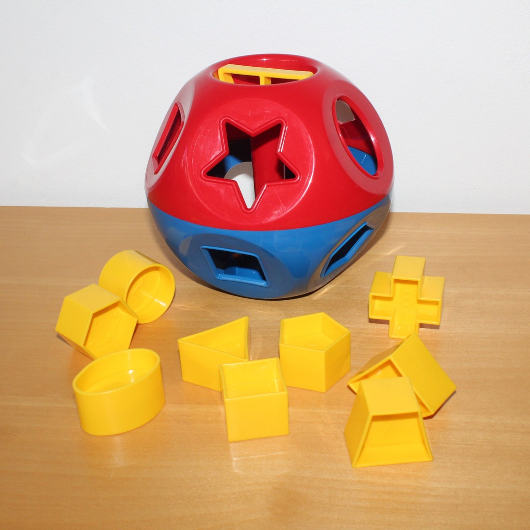 Vintage Tupperware Shape-o Ball Children's Shapes Sorting Activity Play ...