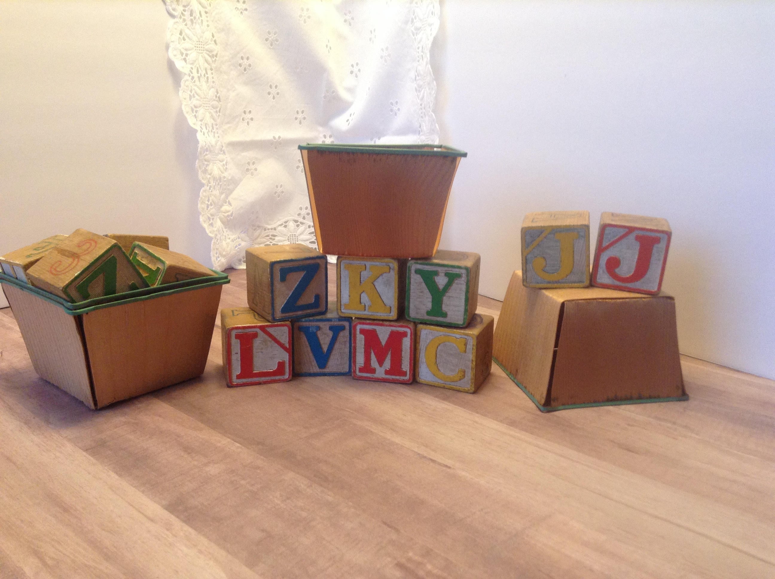 Vintage/rustic berry box boxes NOS wood box metal rim | Etsy