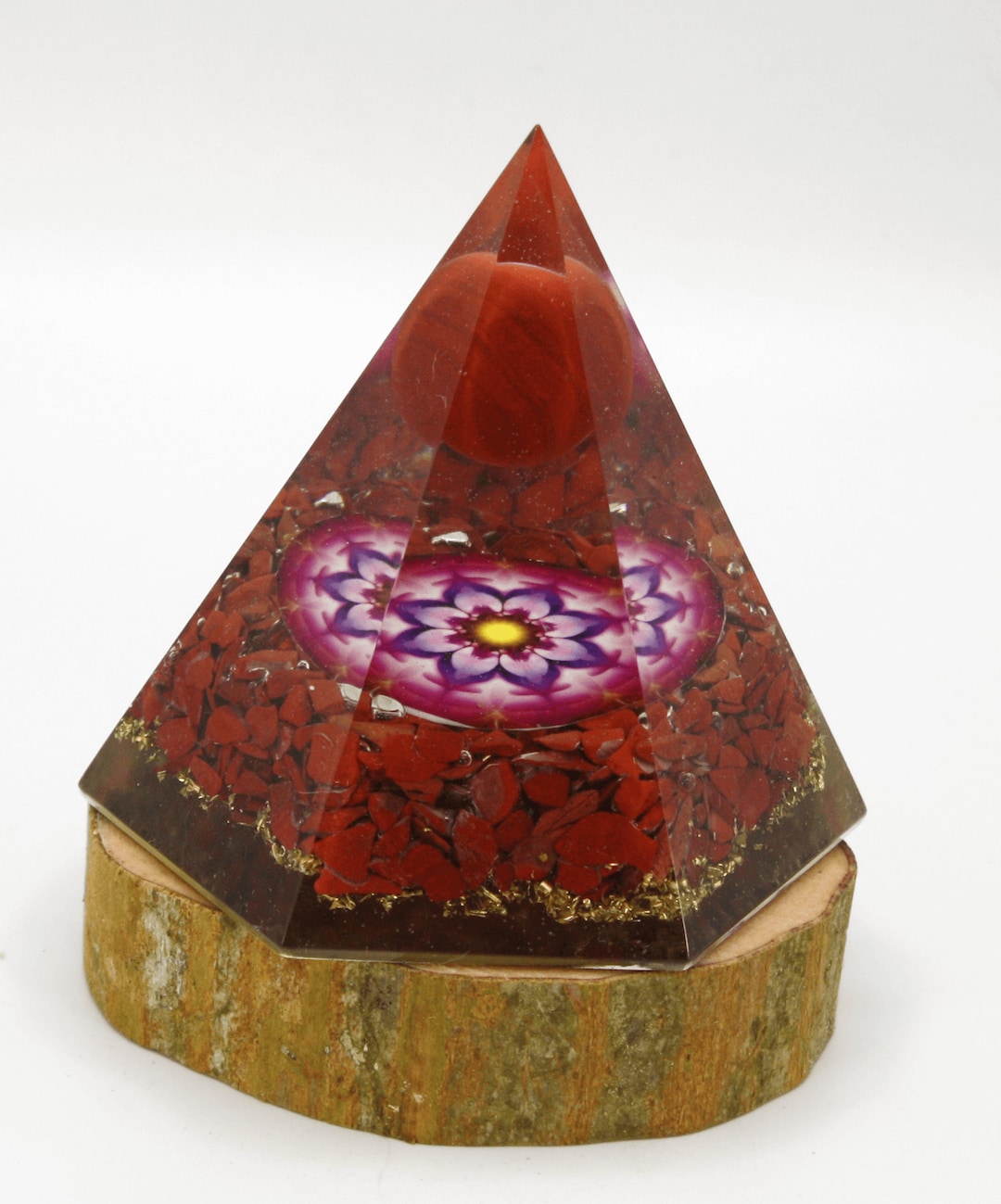 Carnelian Orgone Pyramid - A Catalyst for Creativity and Vital Energy ...
