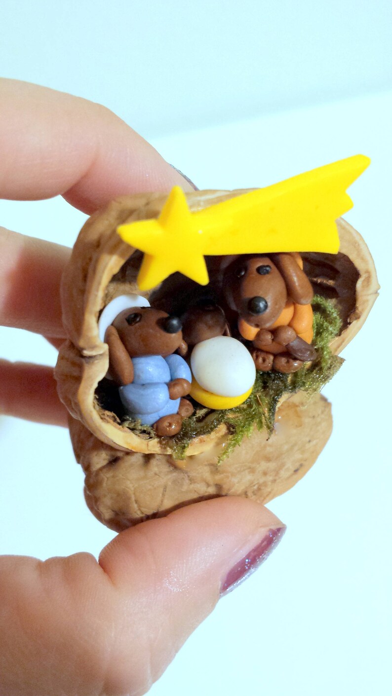 Dachshund dog nativity set in a walnut shell nativity scene | Etsy