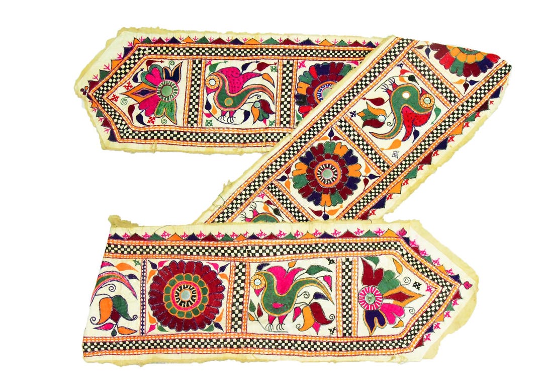 Ethnic Vintage Indian Gujarat Rabari Kutch Gypsy Banjara Wall Hanging ...
