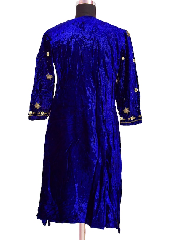 Antique Velvet kaftan - Indian Robe - Embroidered Gow… - Gem