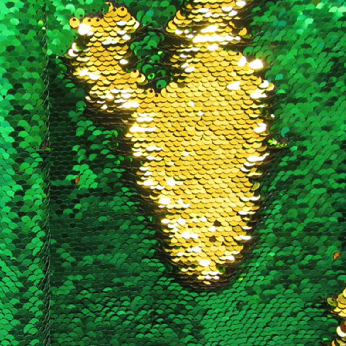 Reversible 4mm Kelly Green & Gold Sequins Fabric | (2 Way Stretch/per ...