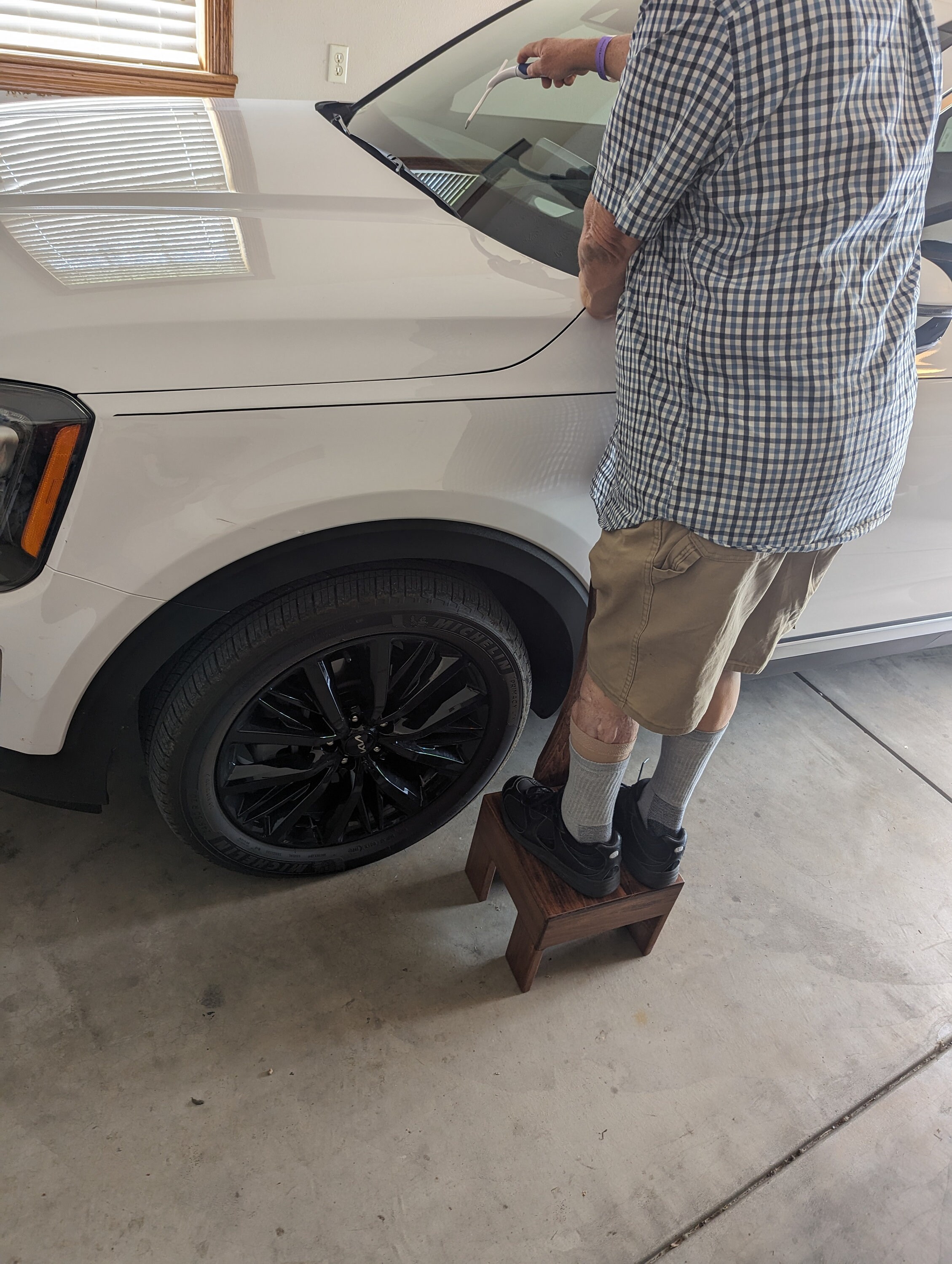 Handy Dandy Foot Stool Strong and Lightweight With a Handle. - Etsy