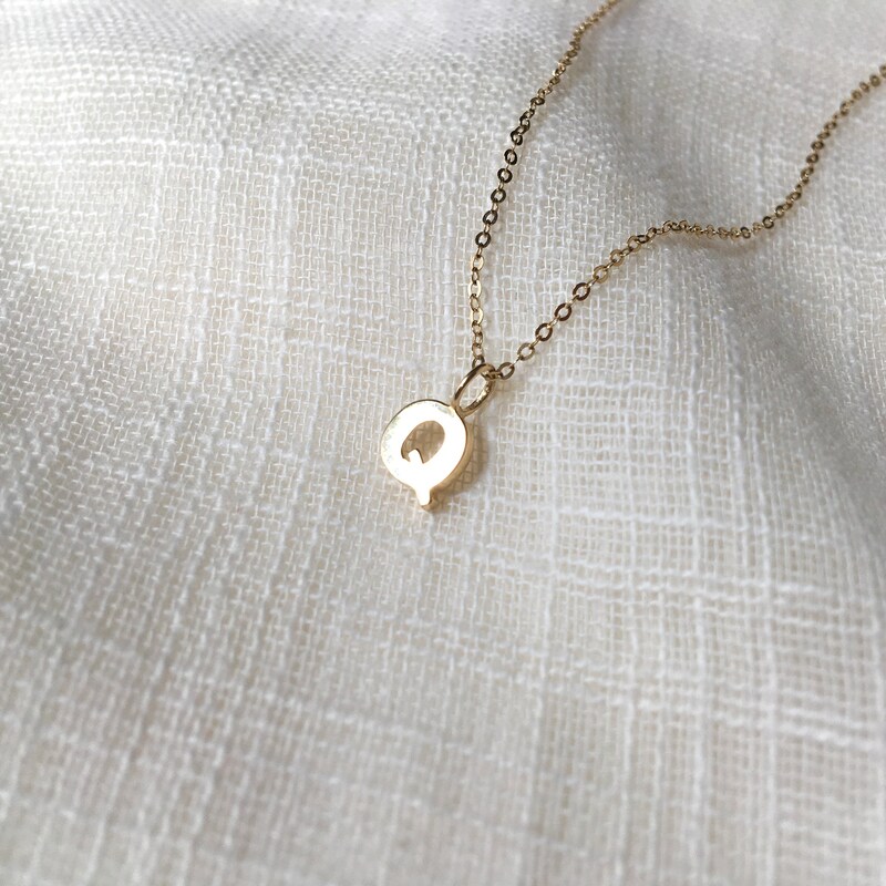 Q Necklace - Etsy