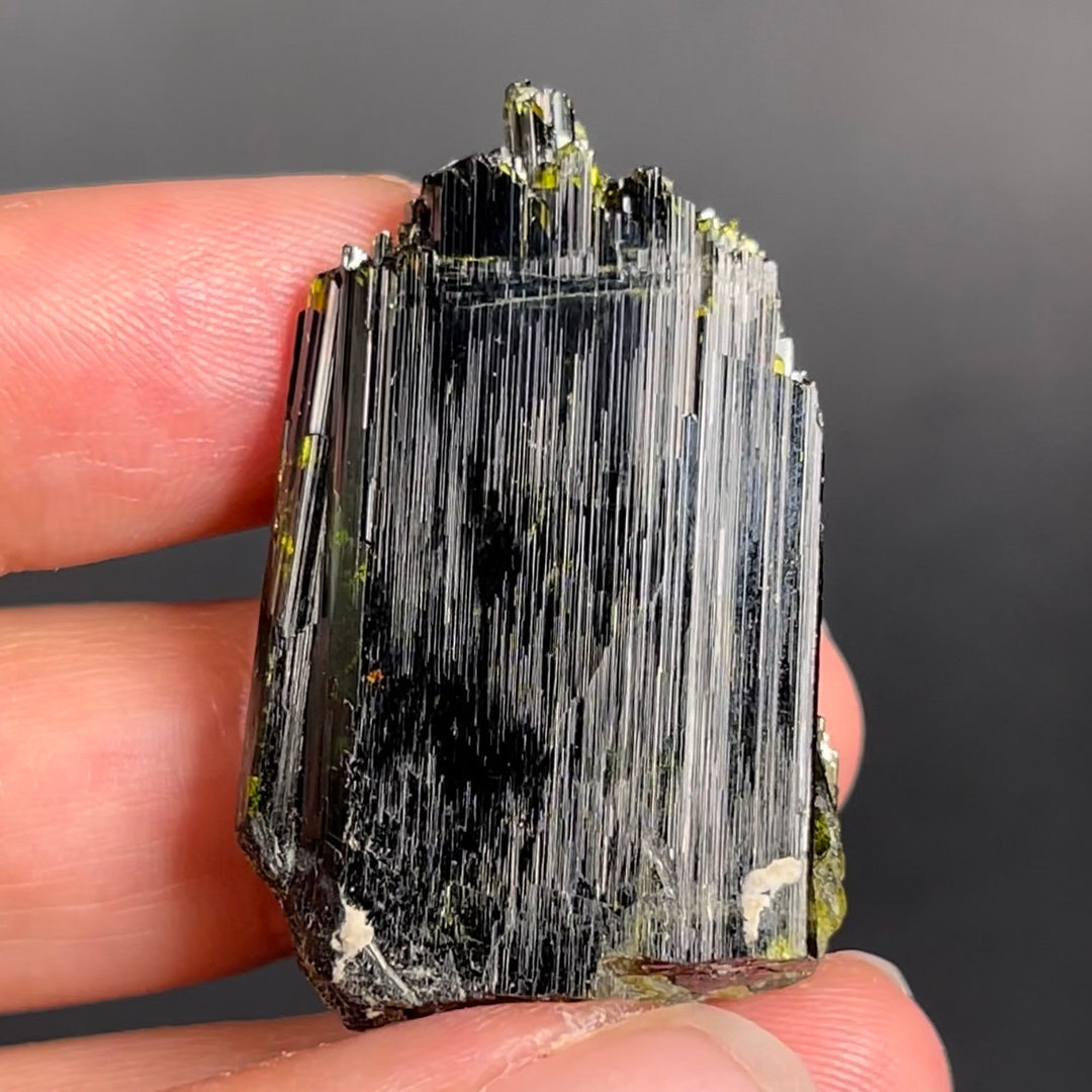 ALPINE Austrian Epidote • Knappenwand, Salzburg, Austria • Ex Robertson ...